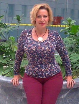 Ana Tomašković - Page 2