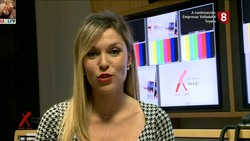 osofamosas - Bea Casado "La becaria",minis,piernas y escotes,el bombon ...