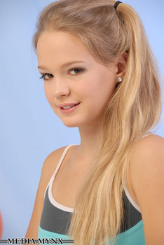 Florance Media Mynx 1348 Sporting Warmups and Top (65) - Teal Crop ...